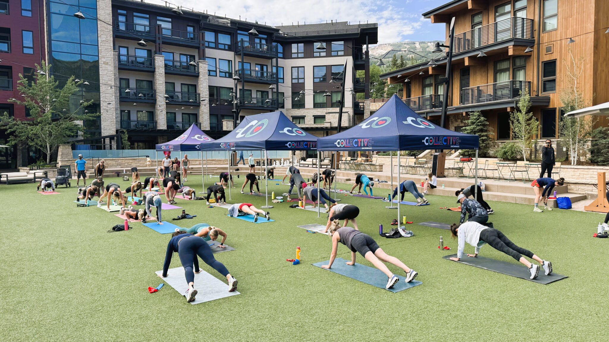 Fitness on the Rink: Barre - The Collective SBV